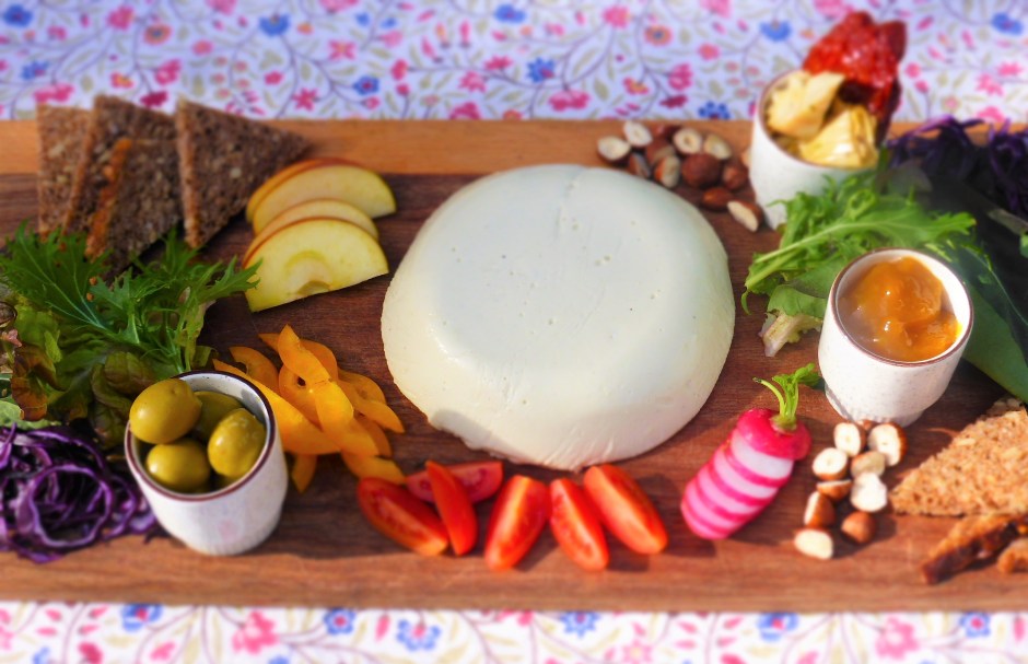 Moxarella – Homemade Vegan Mozzarella | beach house kitchen